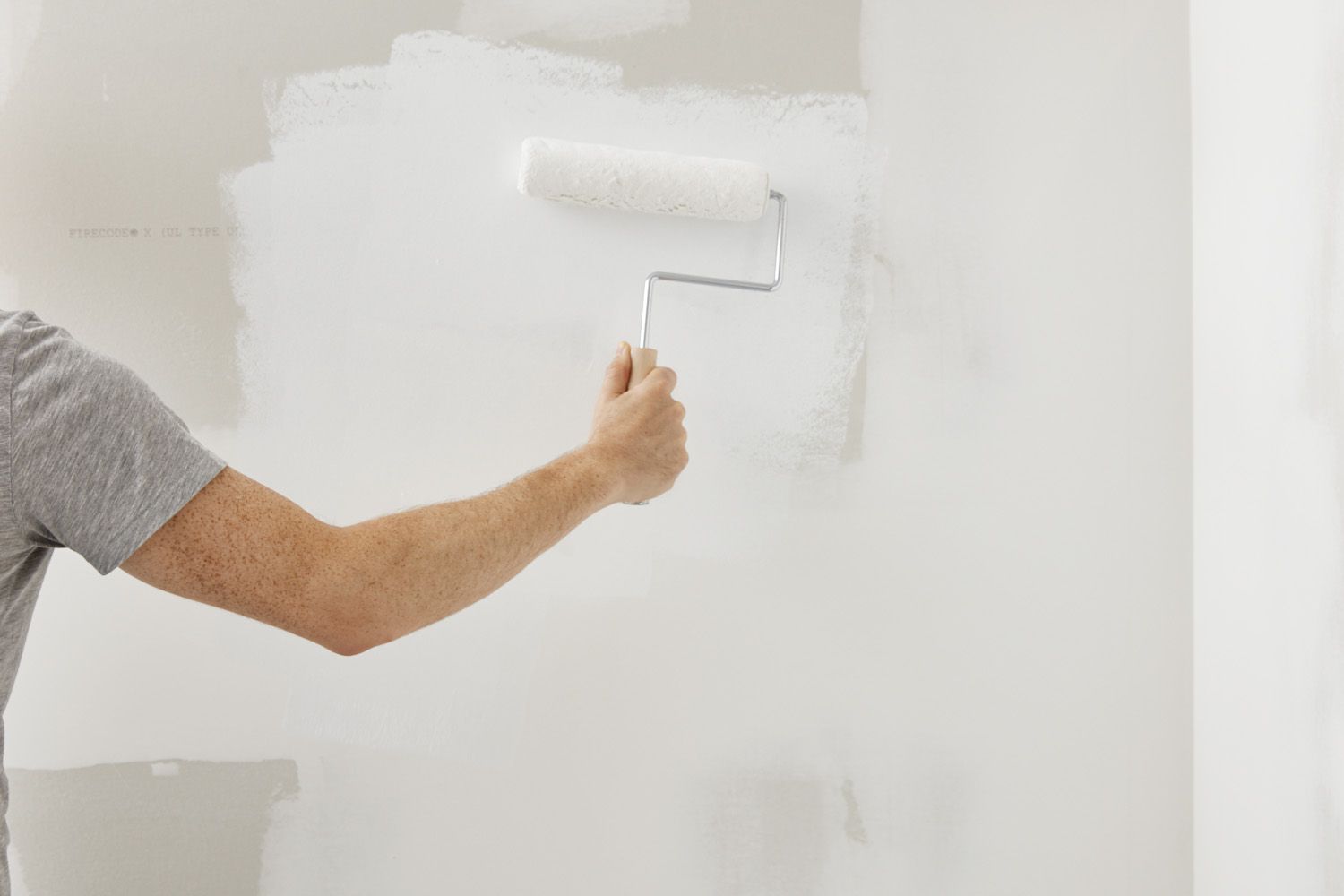 How to use VALSPAR® PREP STEP® DRYWALL PRIMER - Creative Minds